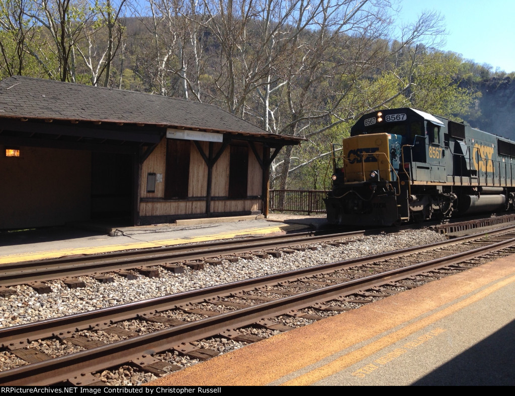 CSX 8567 Harpers Ferry